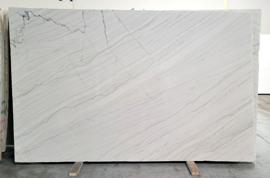 Lavezzi (Quartzite) - LuxStone Surfaces